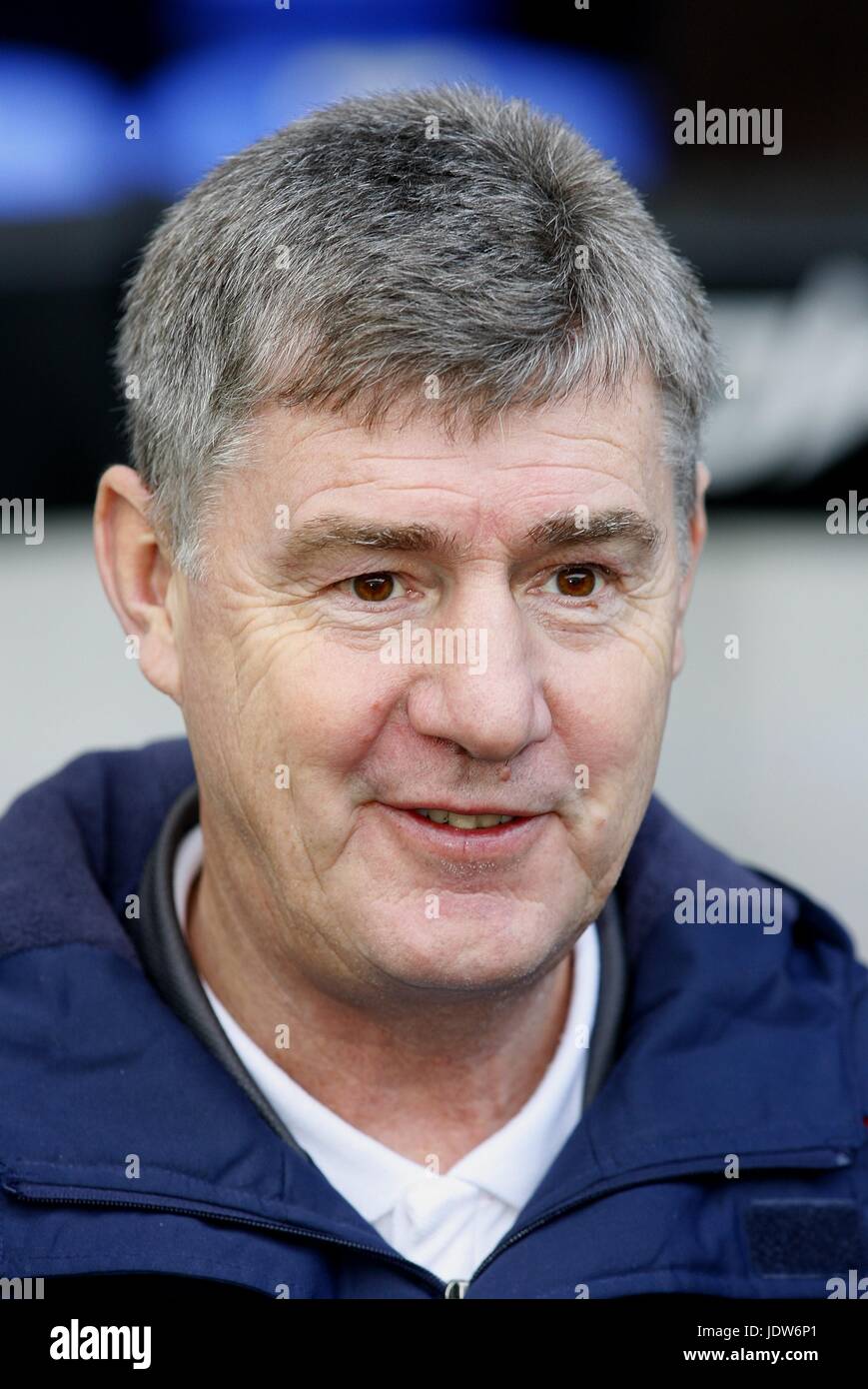 BRIAN KIDD SHEFFIELD UNITED ASSISTANT MAN REEBOK STADIUM BOLTON ENGLAND ...