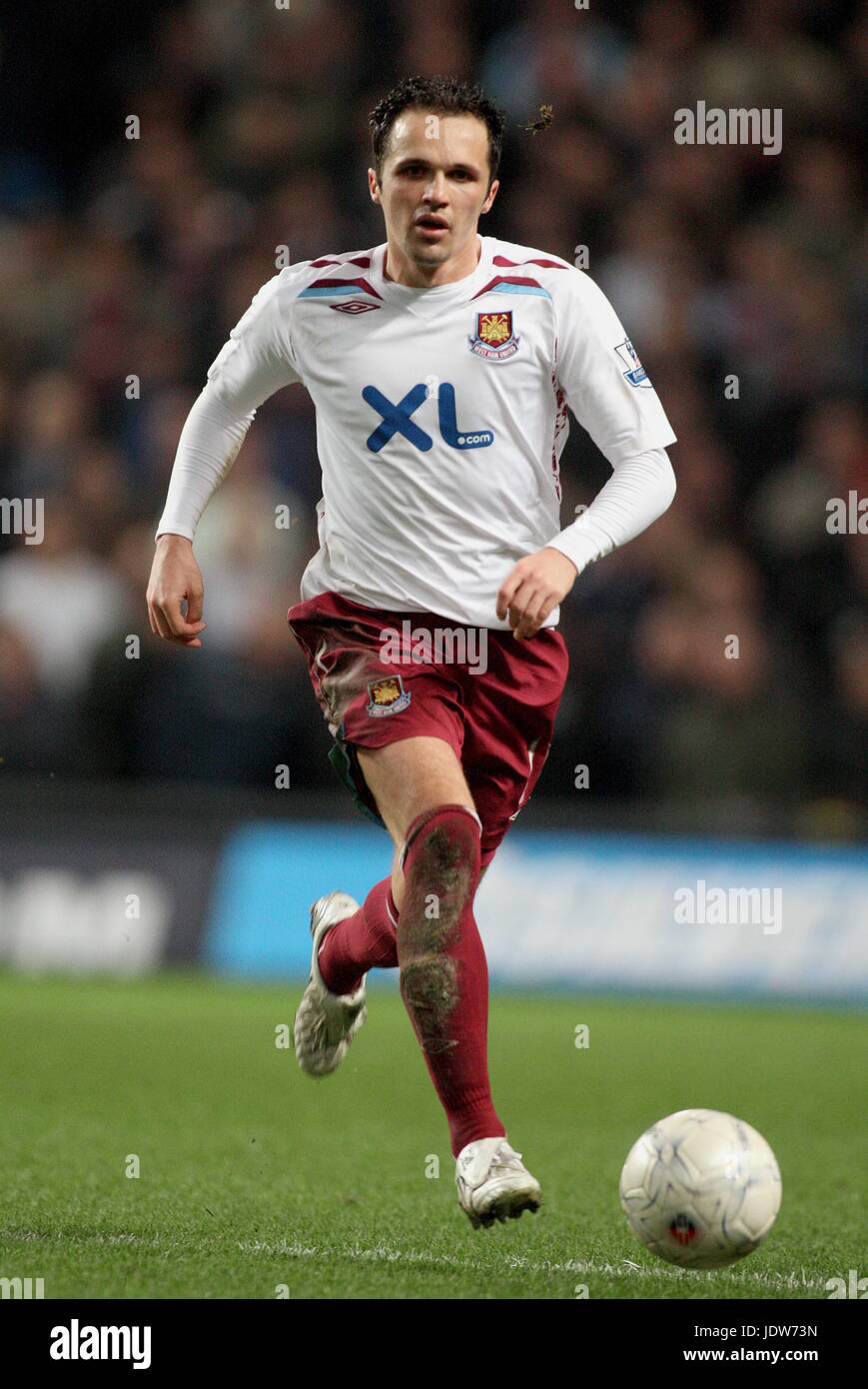 Matthew etherington west ham united hi-res stock photography and images ...
