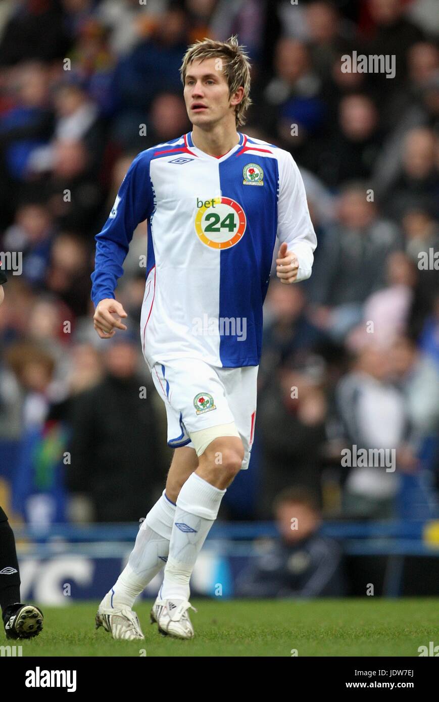 MORTEN GAMST PEDERSEN BLACKBURN ROVERS FC EWOOD PARK BLACKBURN ENGLAND ...