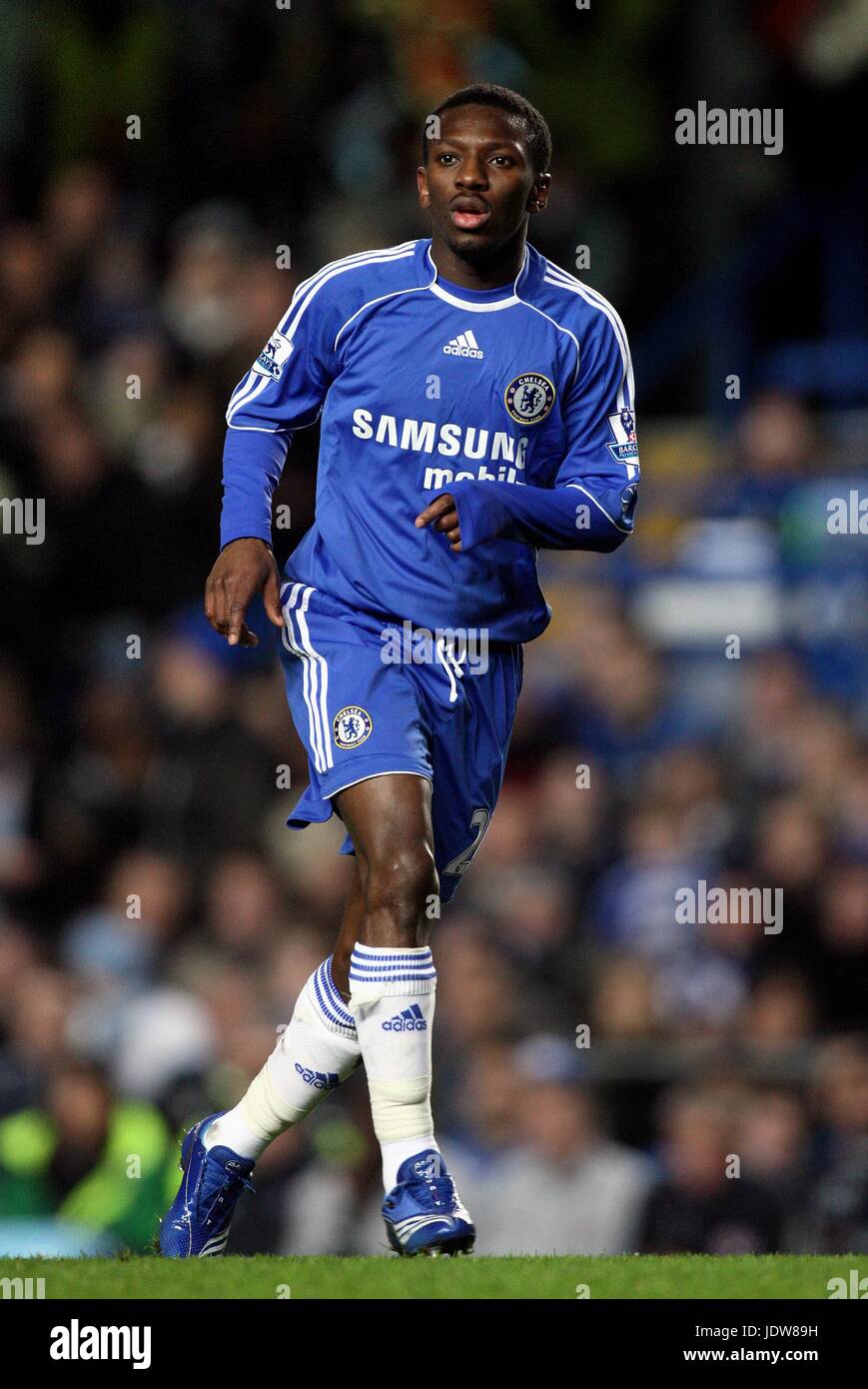SHAUN WRIGHT-PHILLIPS CHELSEA FC STAMFORD BRIDGE LONDON ENGLAND 30 ...