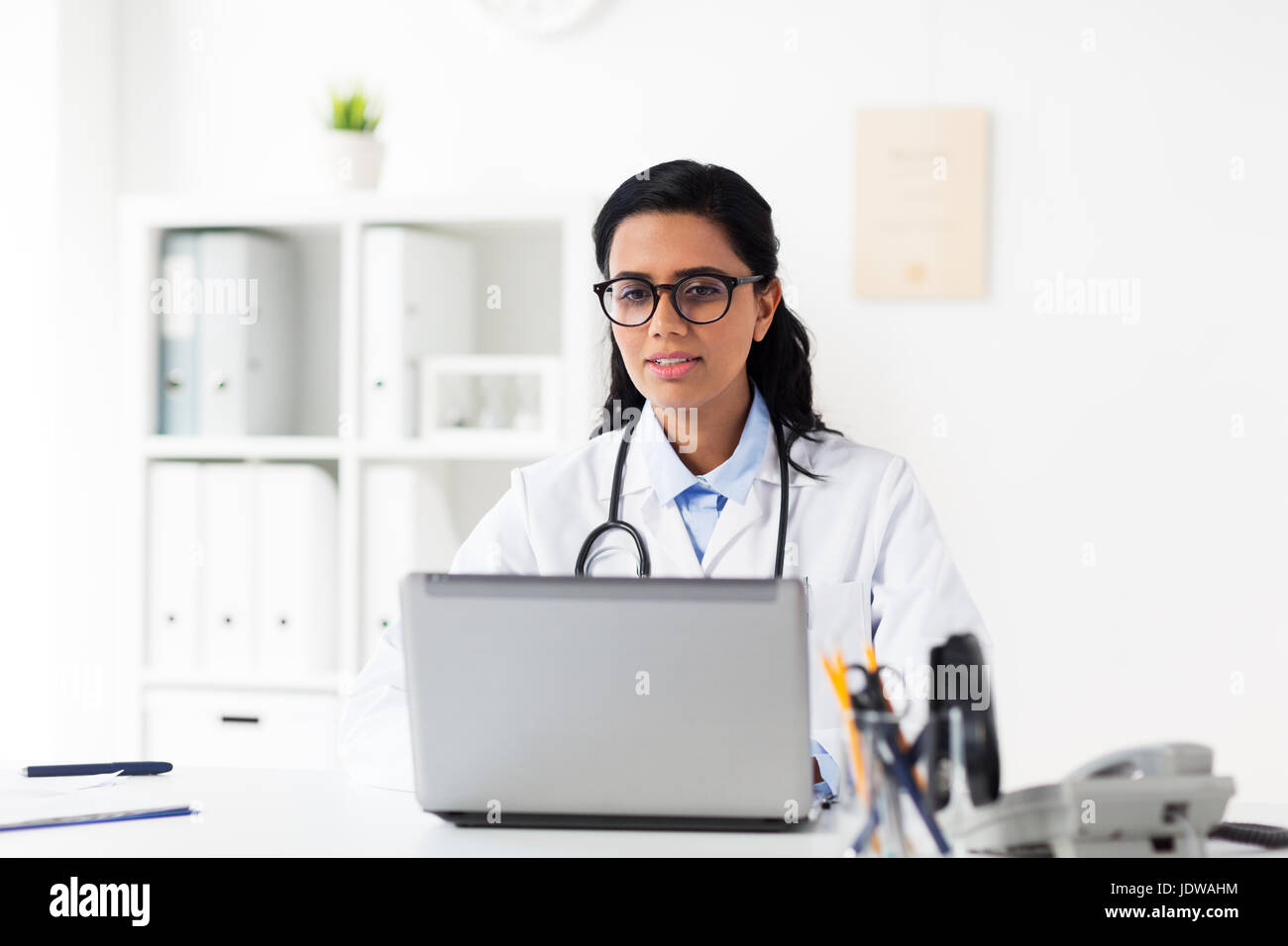 Indian female doctor computer hi-res stock photography and images - Alamy