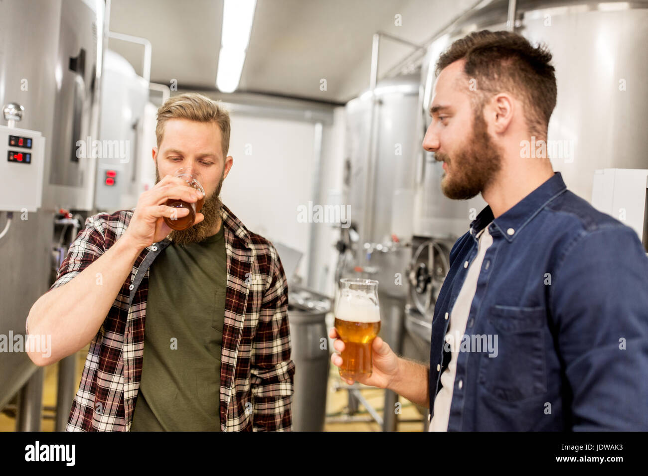 Brewer testing beer hi-res stock photography and images - Alamy