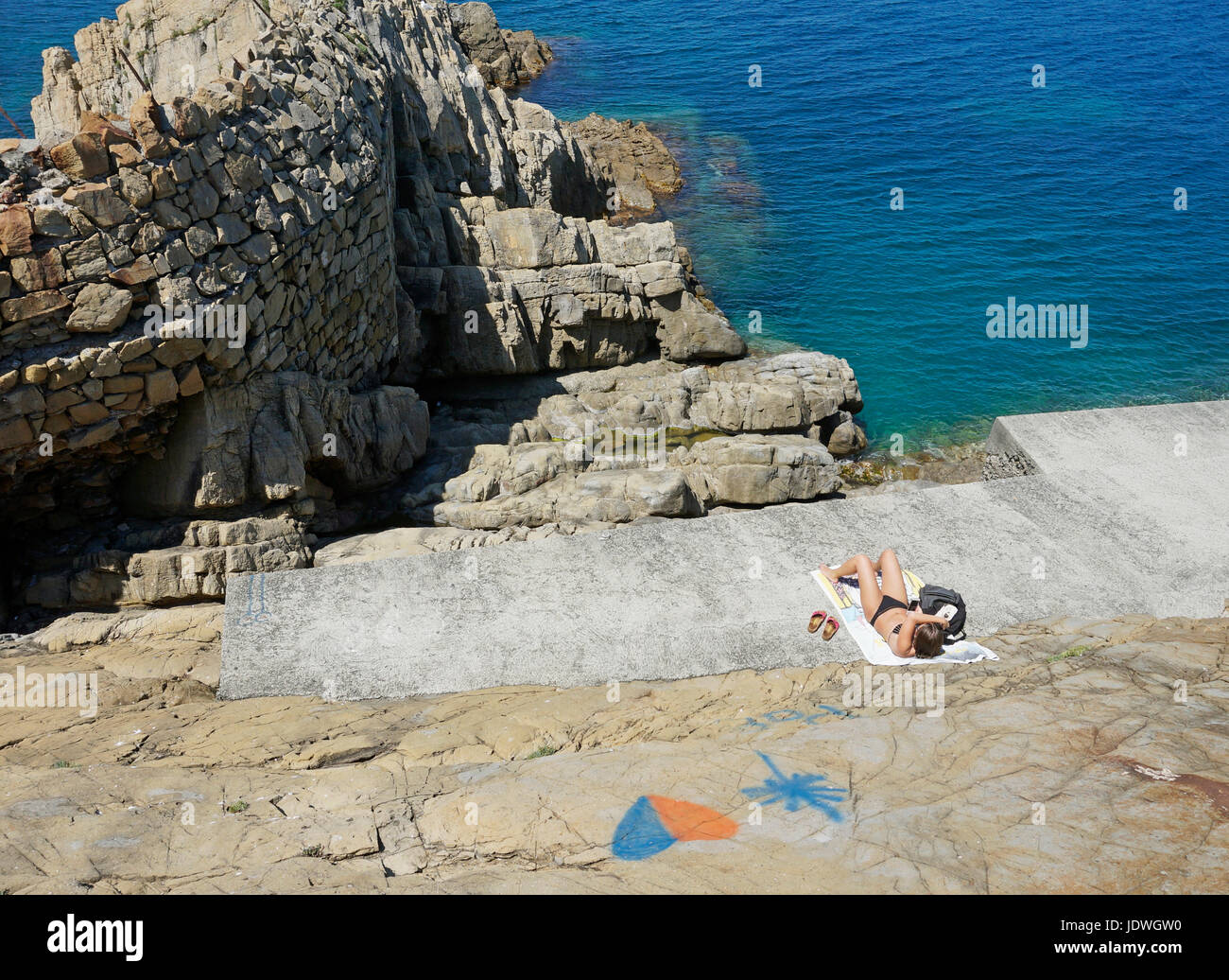 Sunbather alone hi-res stock photography and images - Alamy
