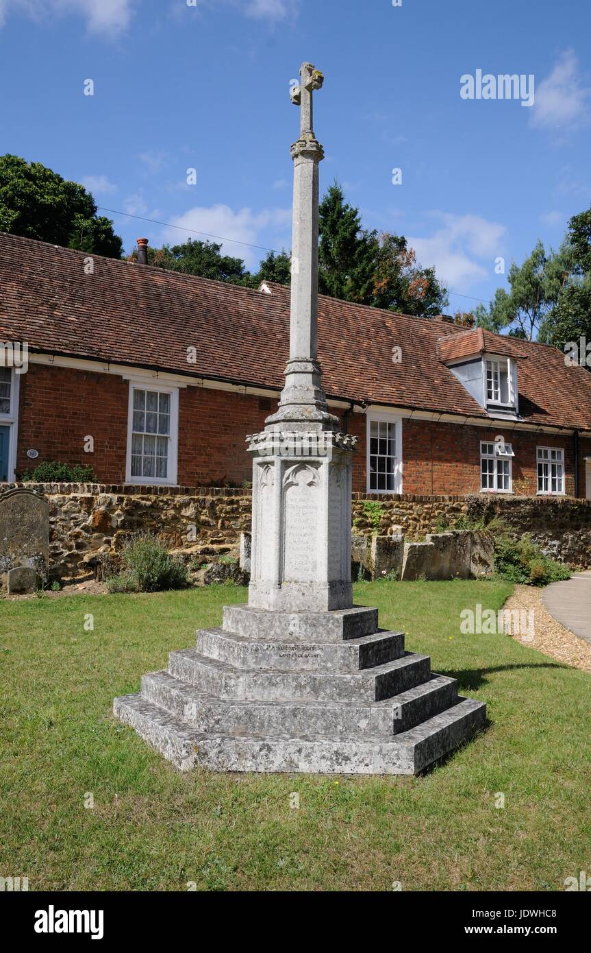 Ampthill memorial hi-res stock photography and images - Alamy