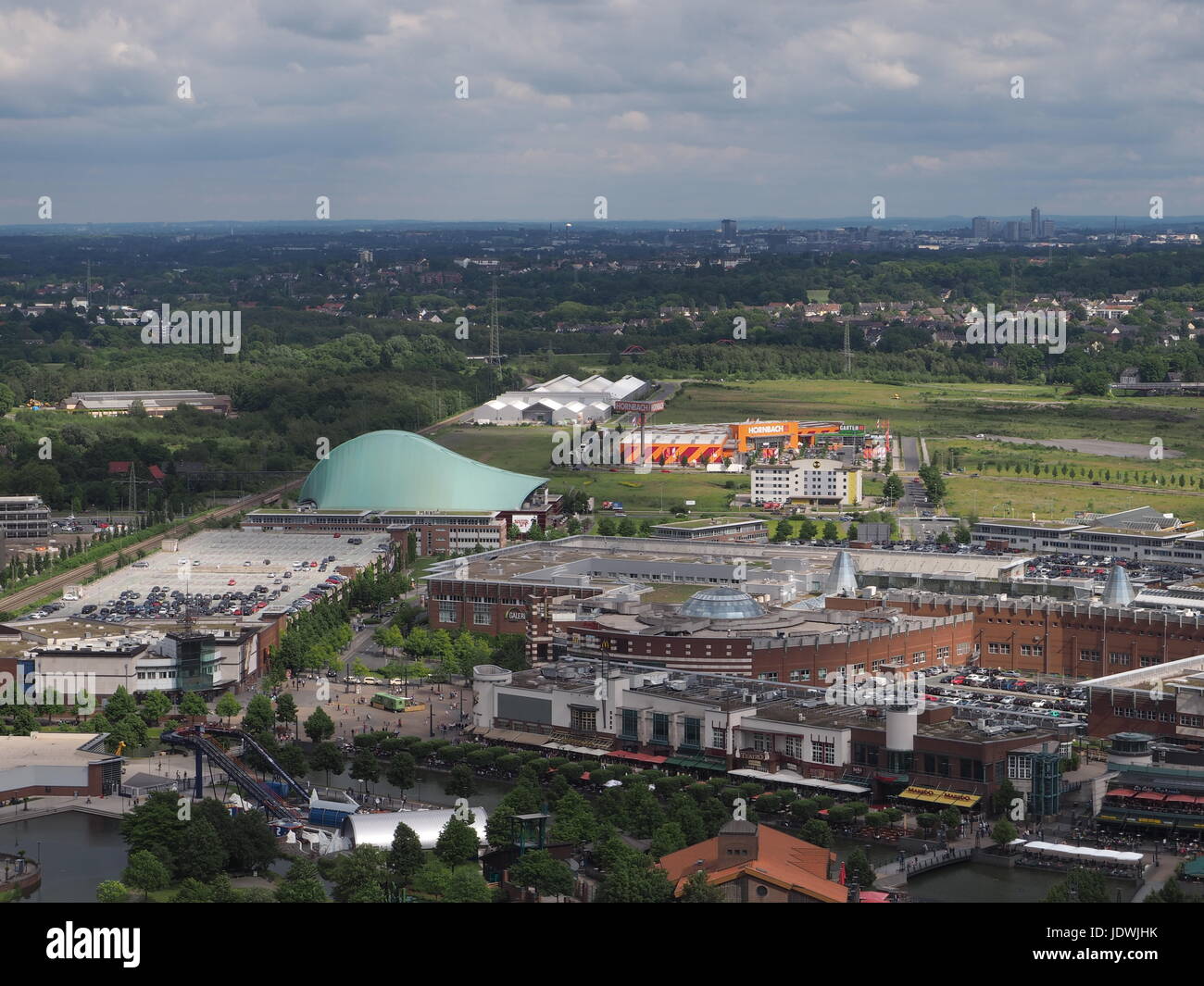 Shopping center centro hi-res stock photography and images - Alamy