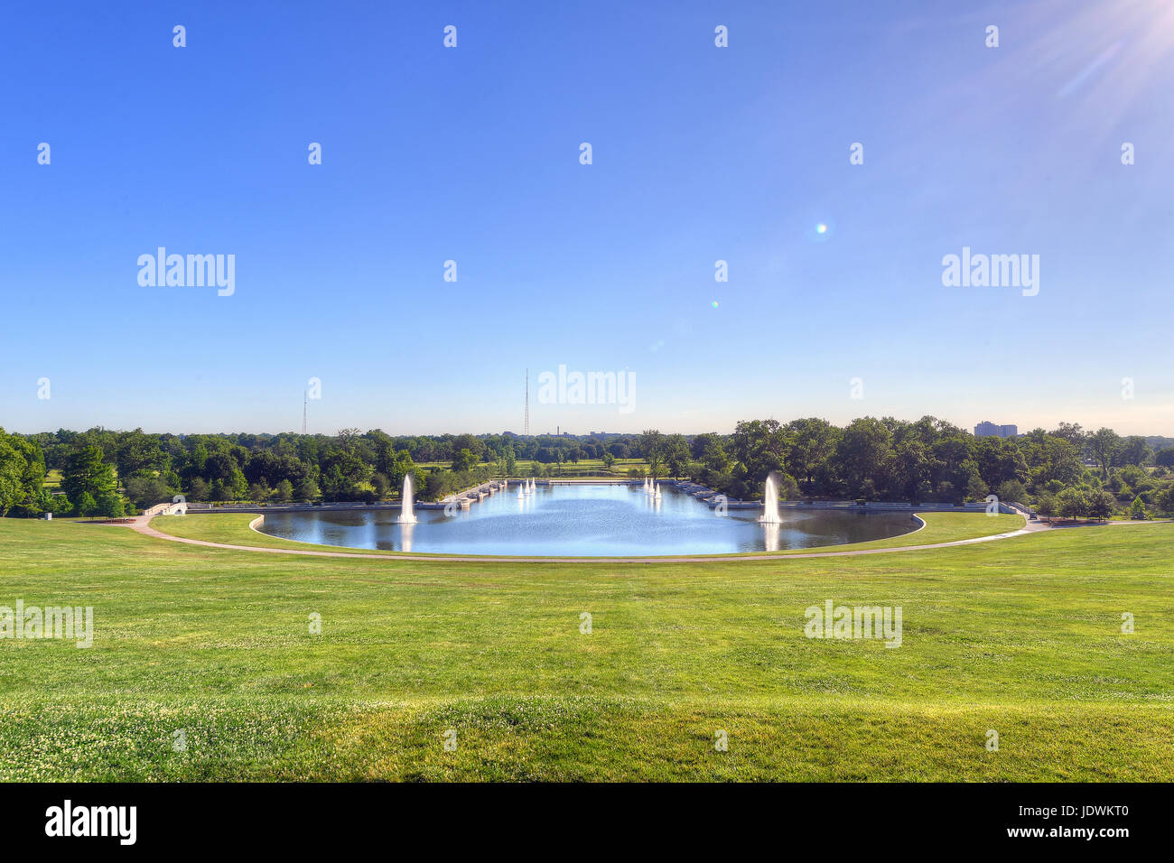 The view of the Grand Basin from Art Hill in Forest Park, St. Louis ...