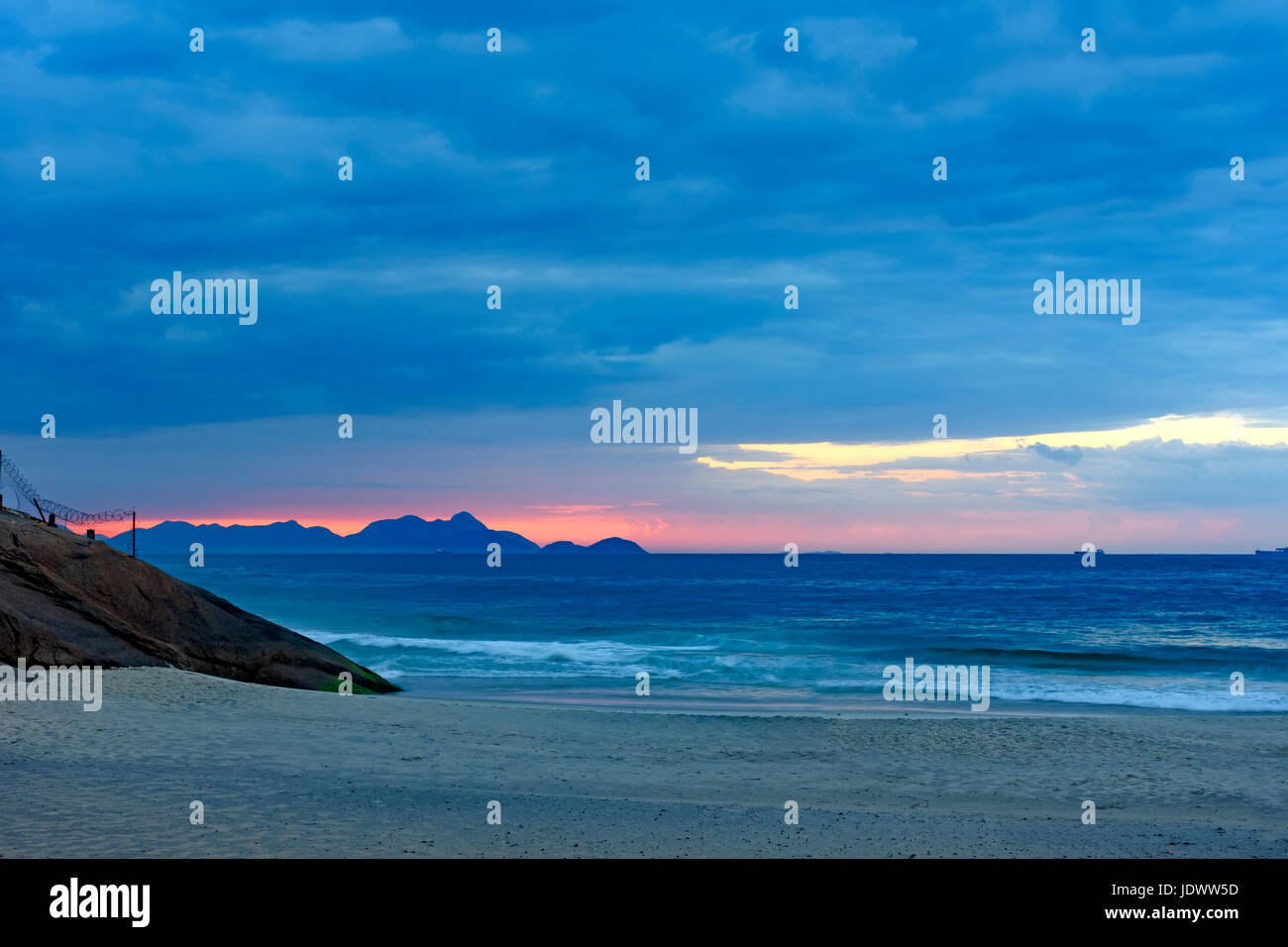 Rio tropical hi-res stock photography and images - Alamy