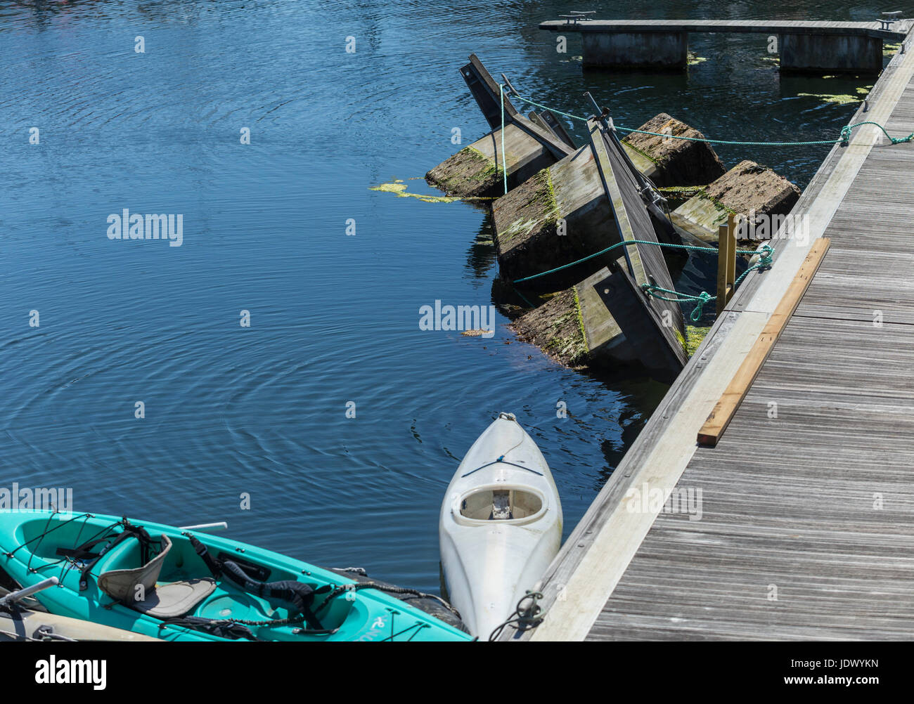 Smashed damaged hi-res stock photography and images - Alamy