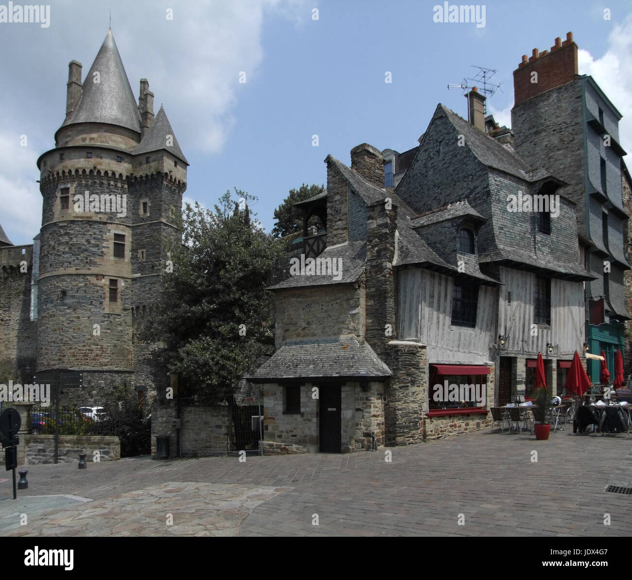 Mittelalterliche steinmauer hi-res stock photography and images - Alamy