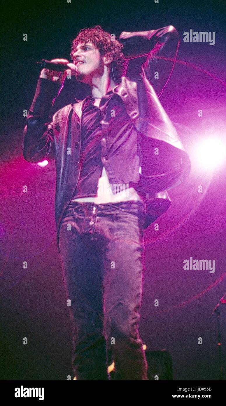 Chris cornell 1999 hi-res stock photography and images - Alamy