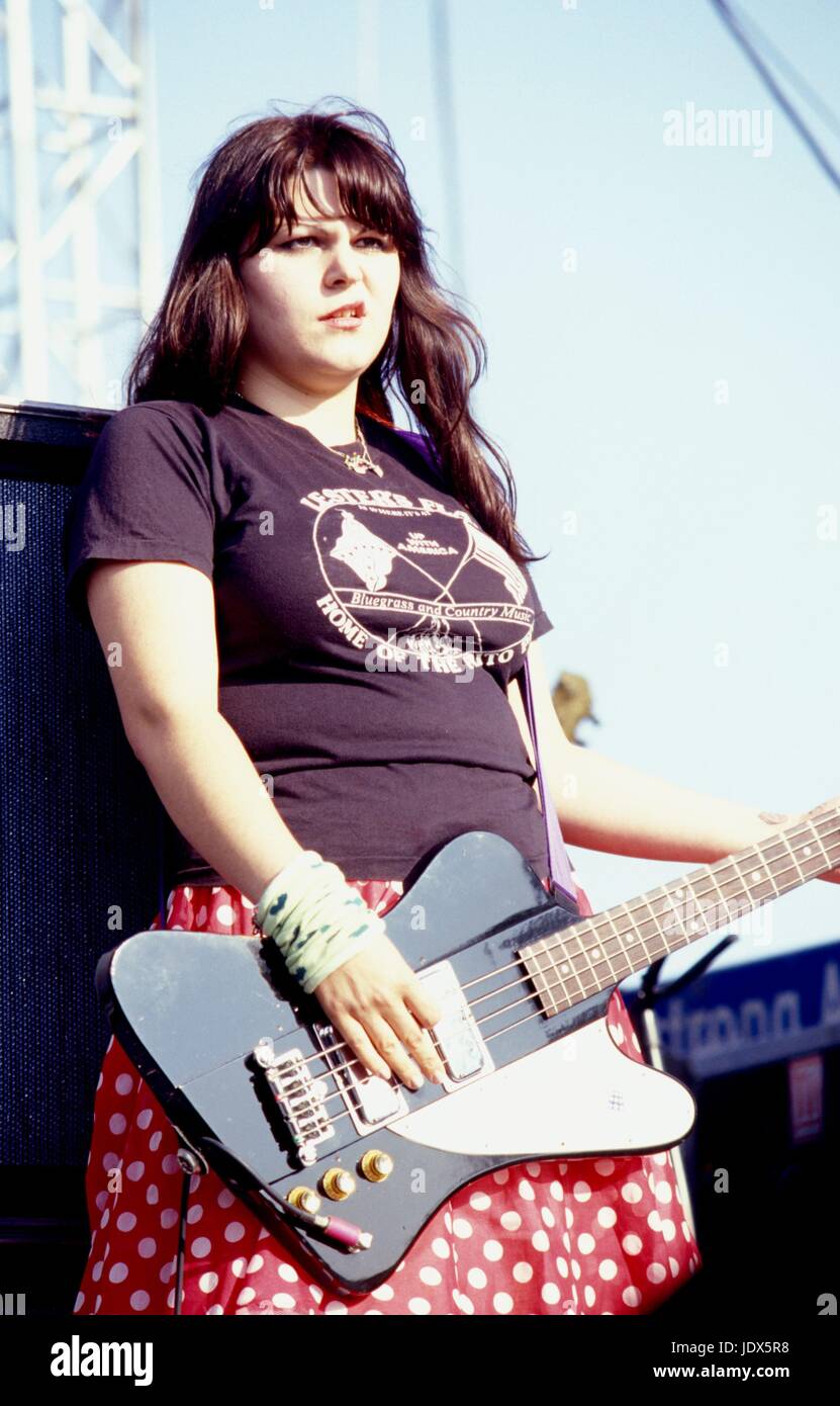 The Donnas performing in California, June 3, 2003. © Anthony Pidgeon ...