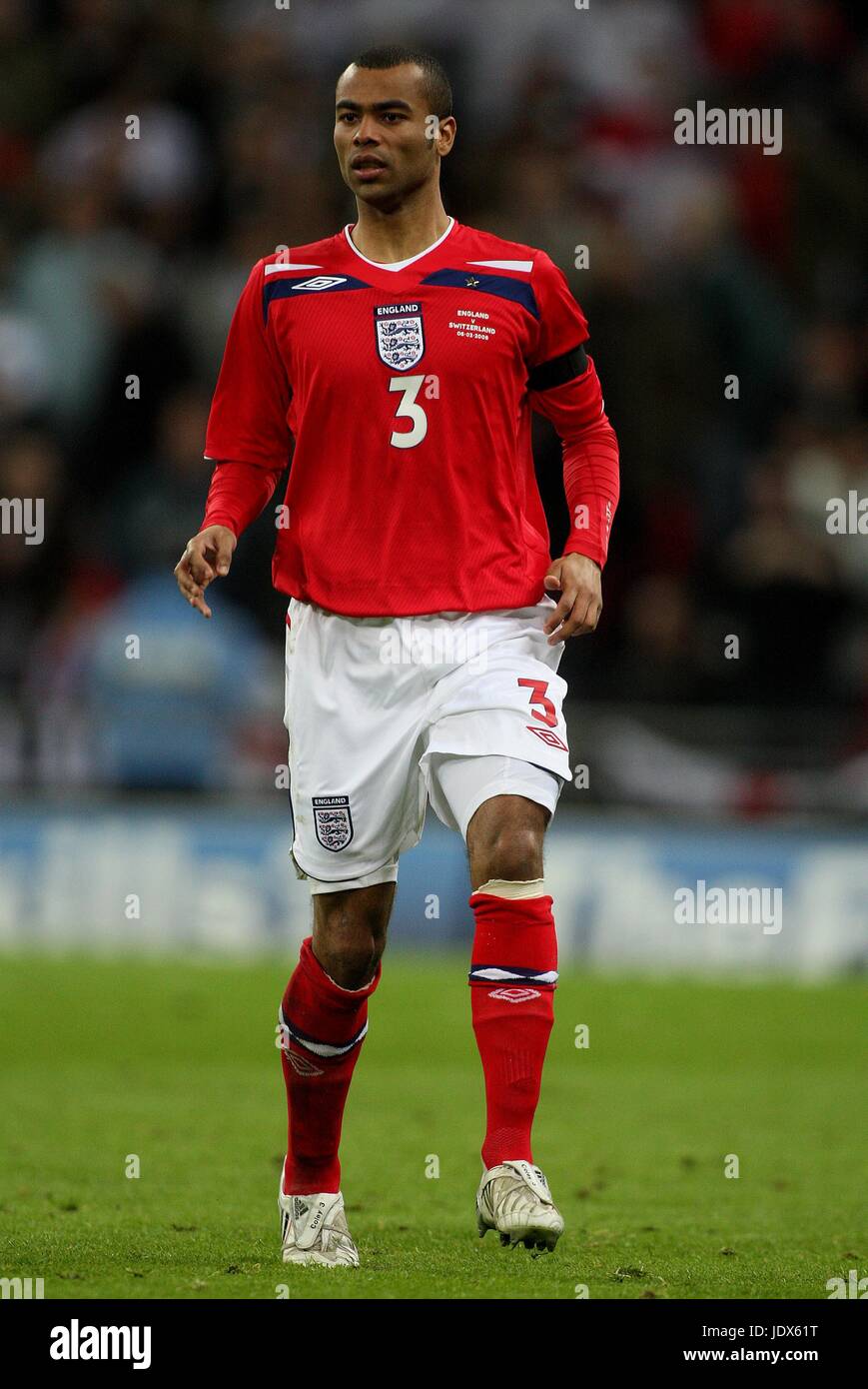 ASHLEY COLE ENGLAND & CHELSEA FC WEMBLEY STADIUM LONDON ENGLAND 06 ...