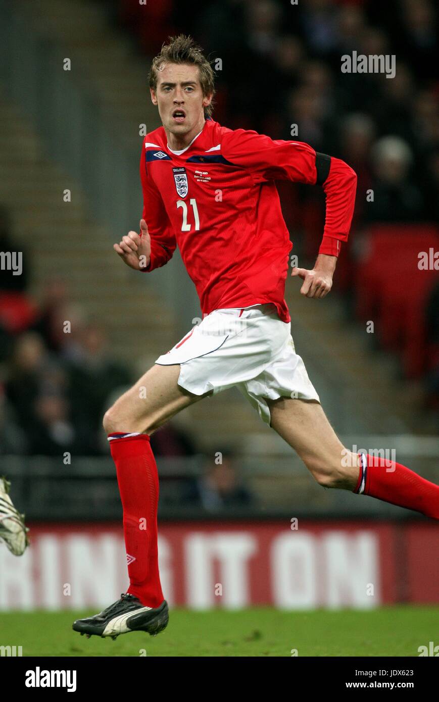 PETER CROUCH ENGLAND & LIVERPOOL FC WEMBLEY STADIUM LONDON ENGLAND 06 ...