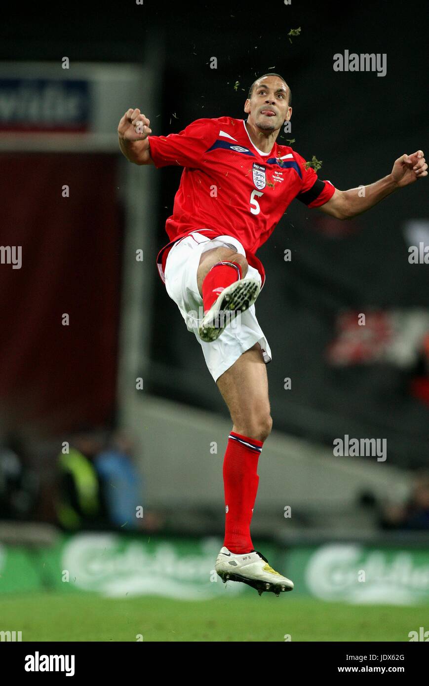 Rio ferdinand manchester united 2008 hi-res stock photography and ...