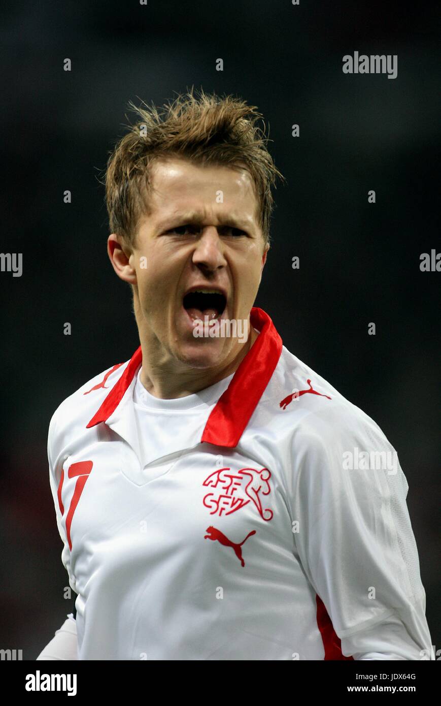 Intracht hi-res stock photography and images - Alamy