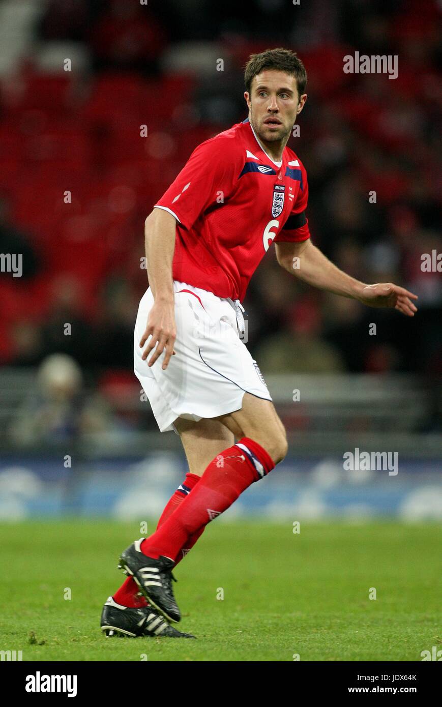 MATTHEW UPSON ENGLAND & WEST HAM UNITED FC WEMBLEY STADIUM LONDON ...