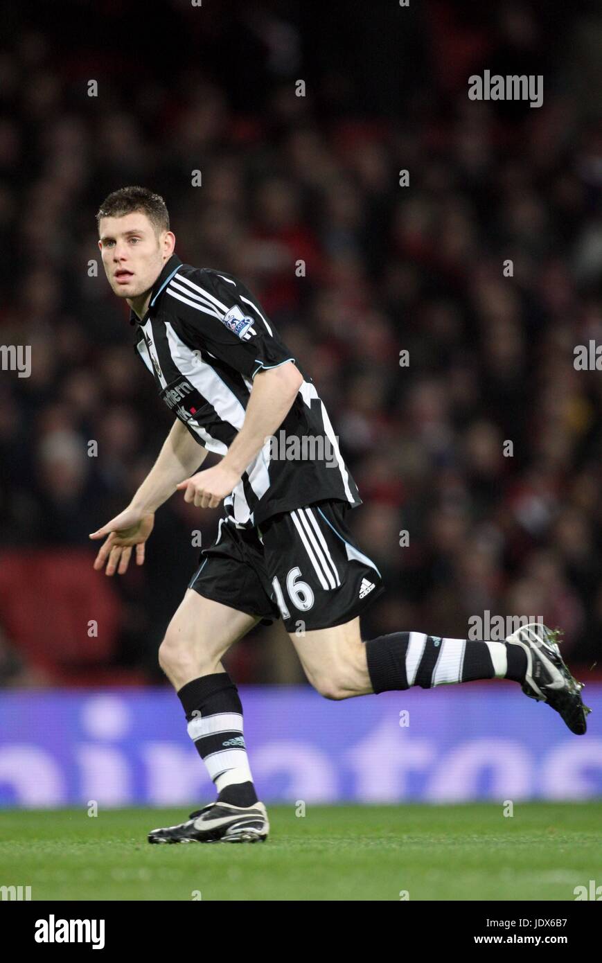 James milner newcastle united fc hi-res stock photography and images ...