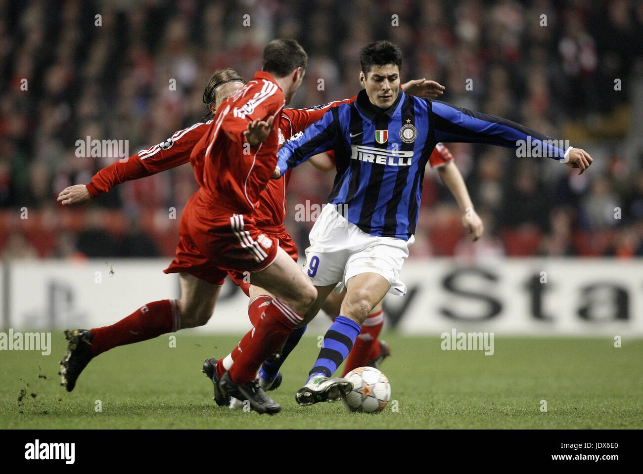 Julio cruz inter hi-res stock photography and images - Alamy