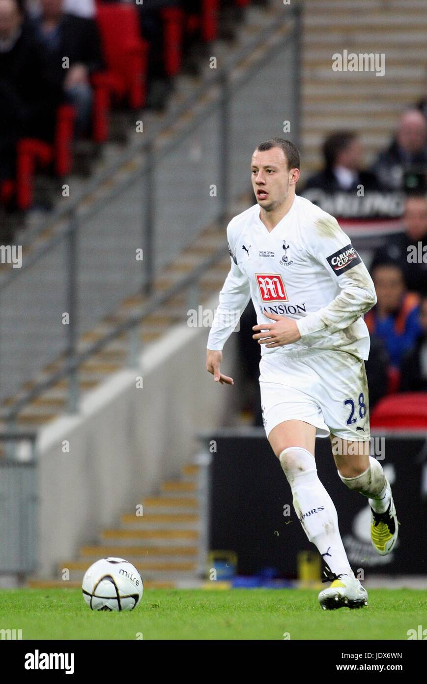 ALAN HUTTON TOTTENHAM HOTSPUR FC WEMBLEY STADIUM LONDON ENGLAND 24 ...