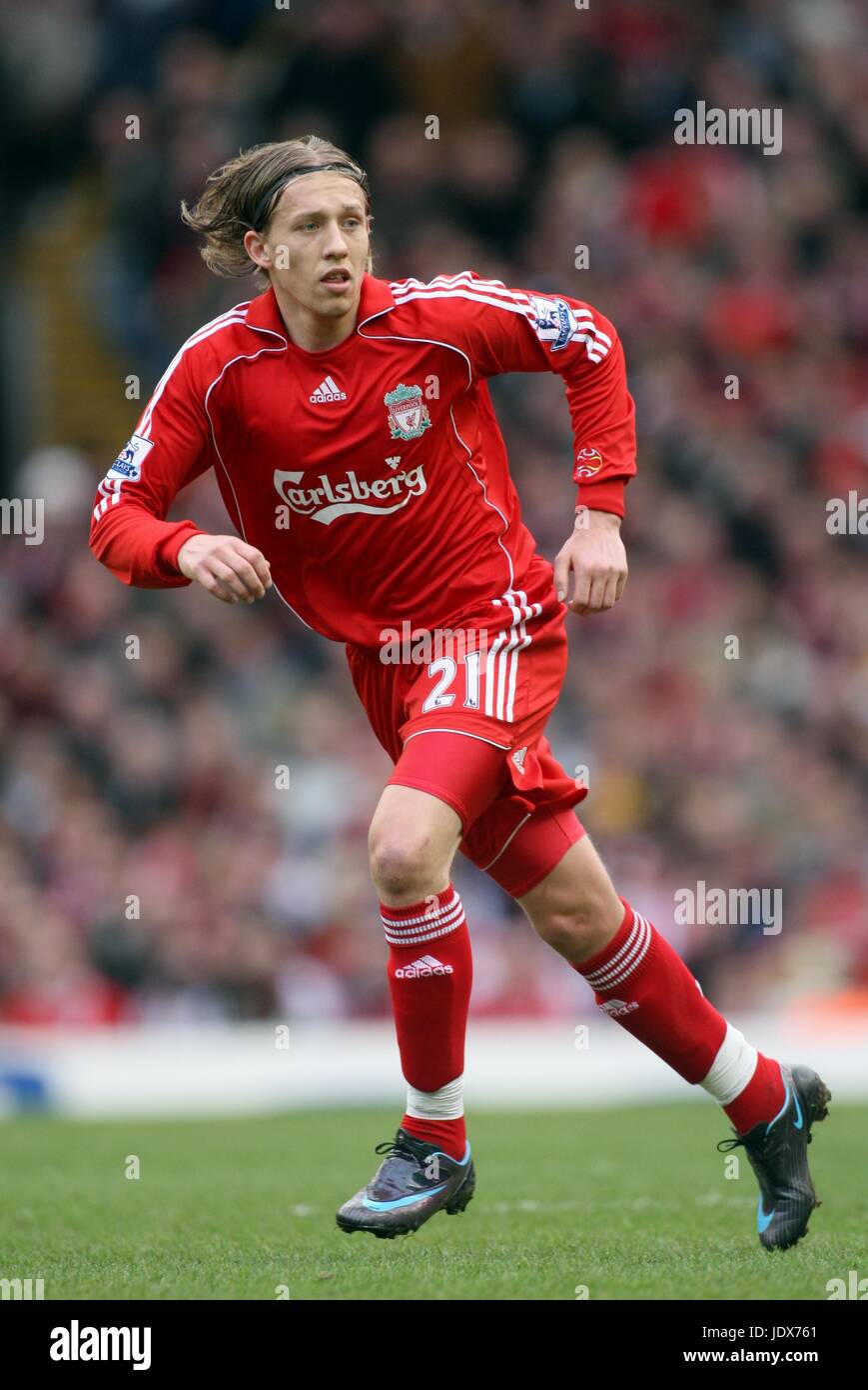Lucas leiva liverpool 2008 hi-res stock photography and images - Alamy