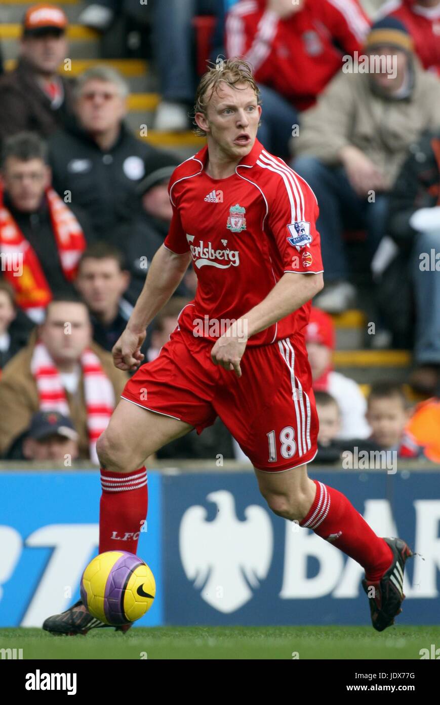 Dirk kuyt liverpool fc anfield hi-res stock photography and images - Alamy