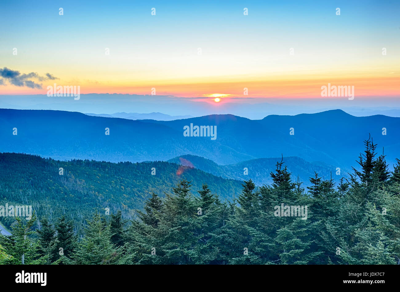 Mount mitchell state park hi-res stock photography and images - Alamy