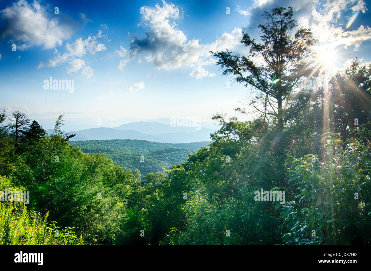 Sunrise over Blue Ridge Mountains Scenic Overlook Stock Photo - Alamy