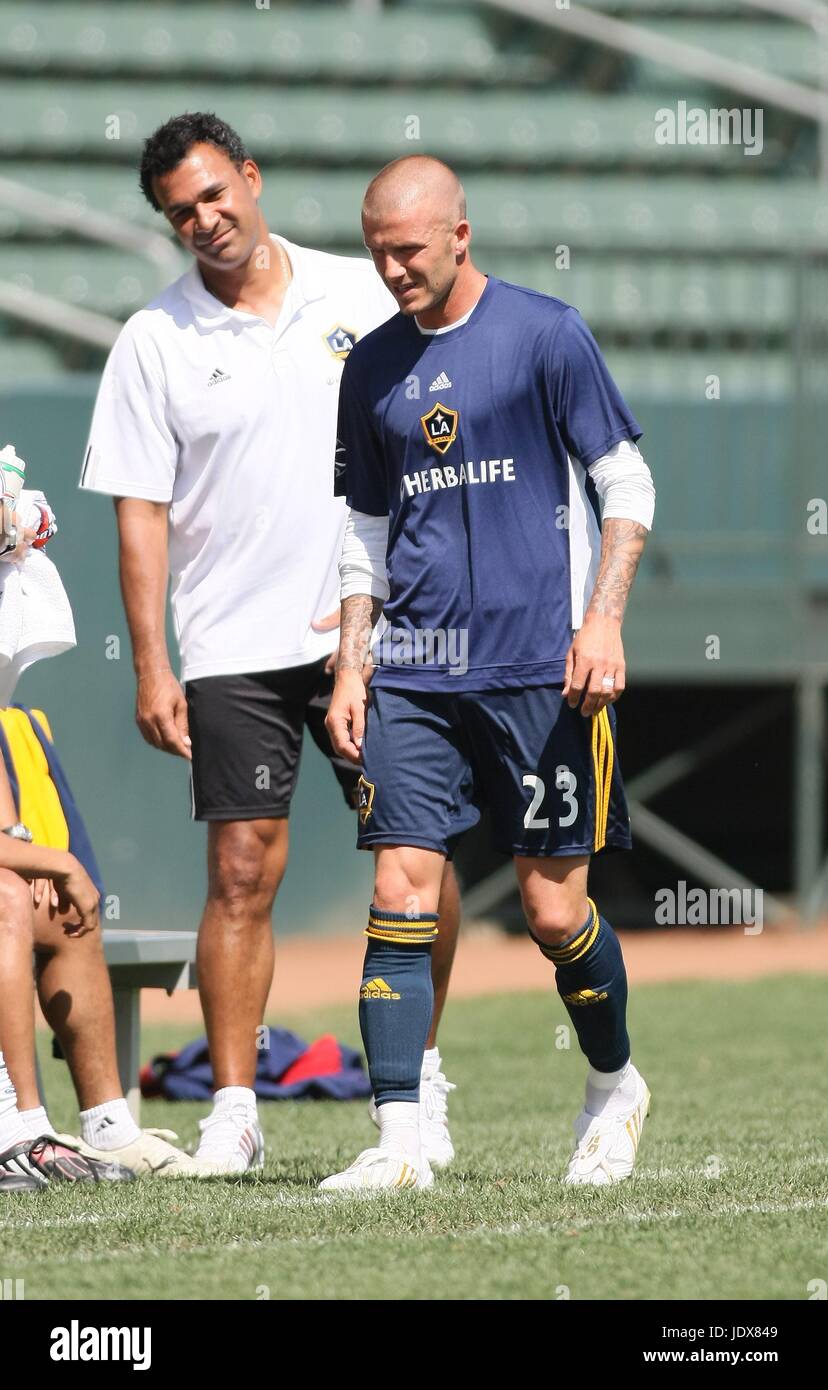 DAVID BECKHAM RUUD GULLIT LOS ANGELES GALAXY HOME DEPOT CENTRE CARSON ...