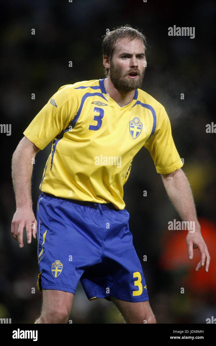 Emirates stadium olof mellberg hi-res stock photography and images - Alamy