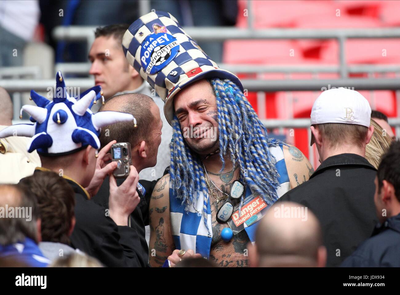 EMMOTIONAL POMPEY FAN WEST BROMICH ALBION V PORTSMOU WEMBLEY STADIUM ...