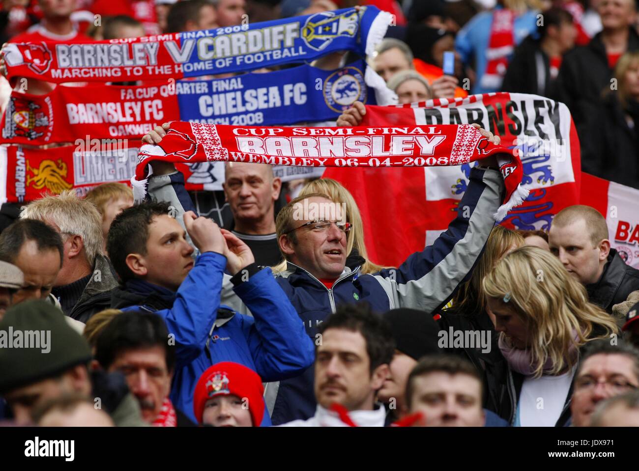 Barnsley football fans hi-res stock photography and images - Alamy