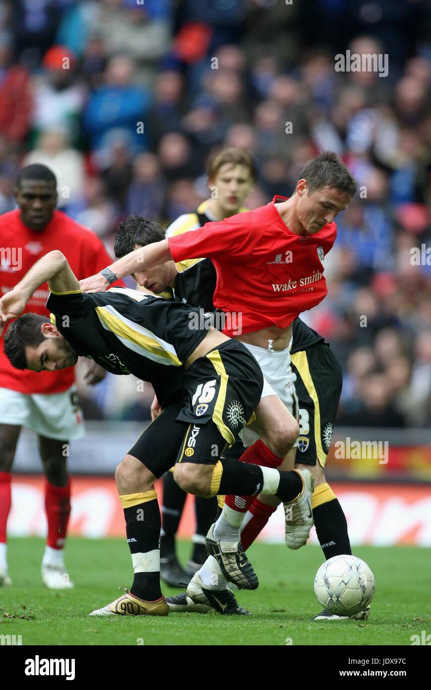 MARTIN DEVANEY & JOE LEDLEY BARSNLEY V CARDIFF CITY WEMBLEY STADIUM ...