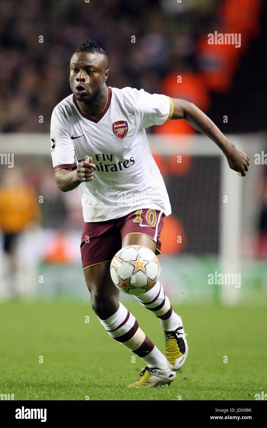 William gallas arsenal 2008 hi-res stock photography and images - Alamy