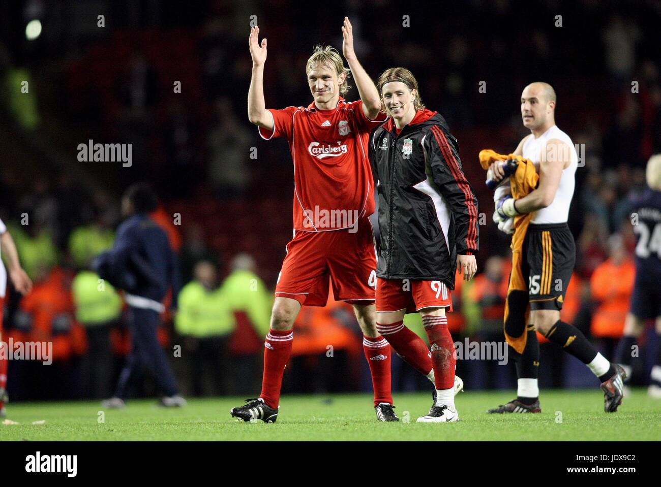 Fernando torres 2008 liverpool hi-res stock photography and images - Alamy