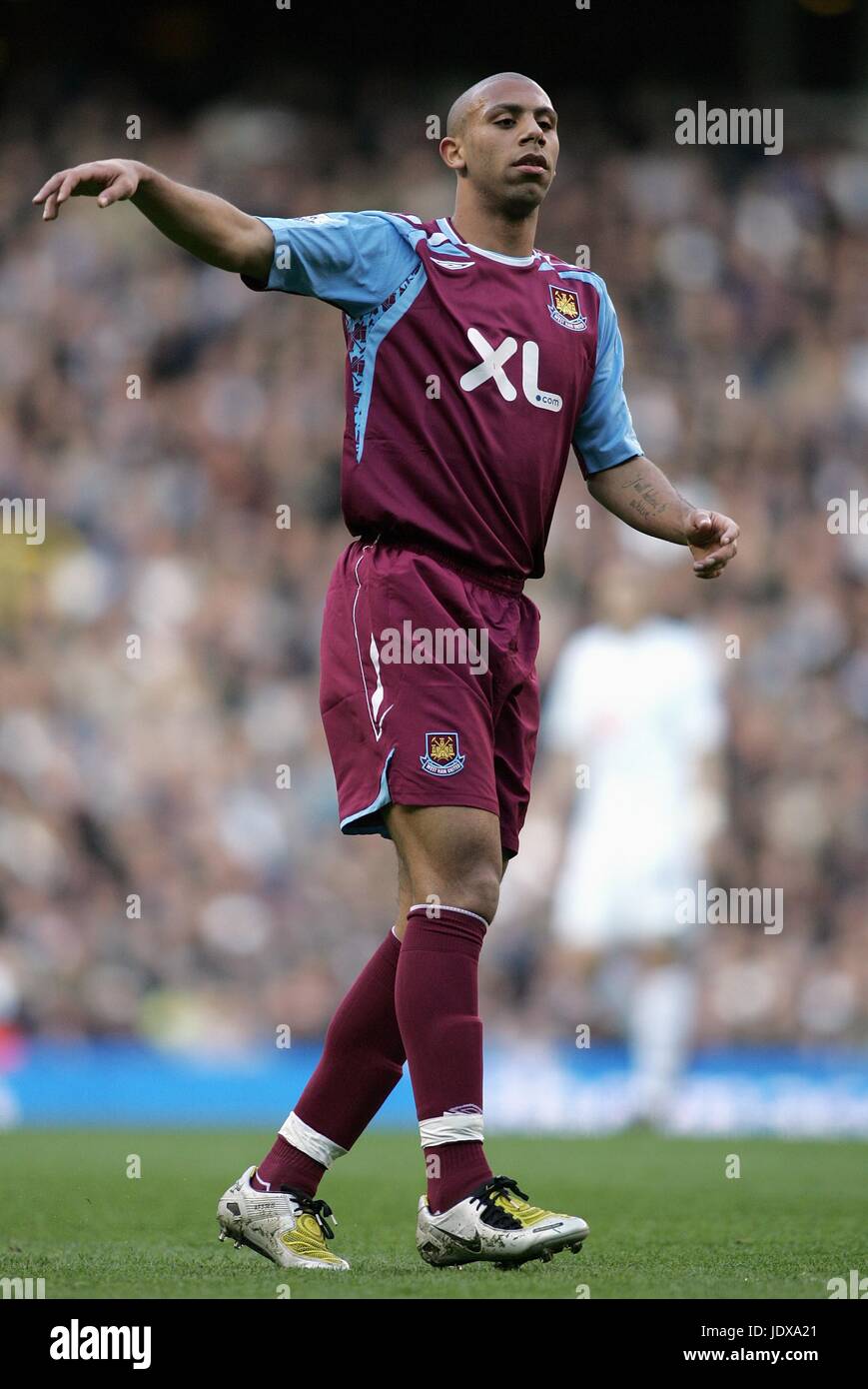 Anton ferdinand west ham hi-res stock photography and images - Alamy