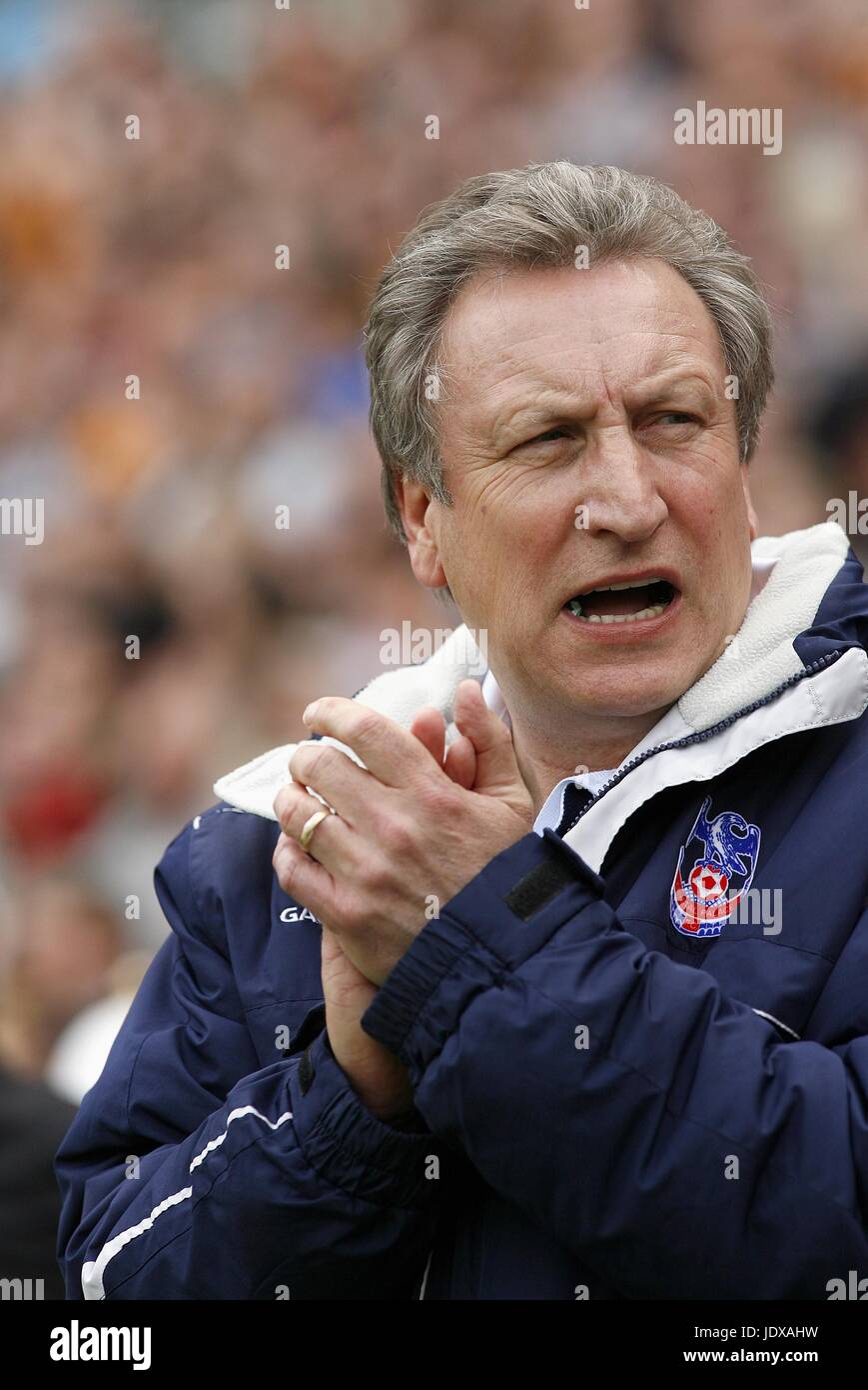 Neil warnock crystal palace hi-res stock photography and images - Alamy