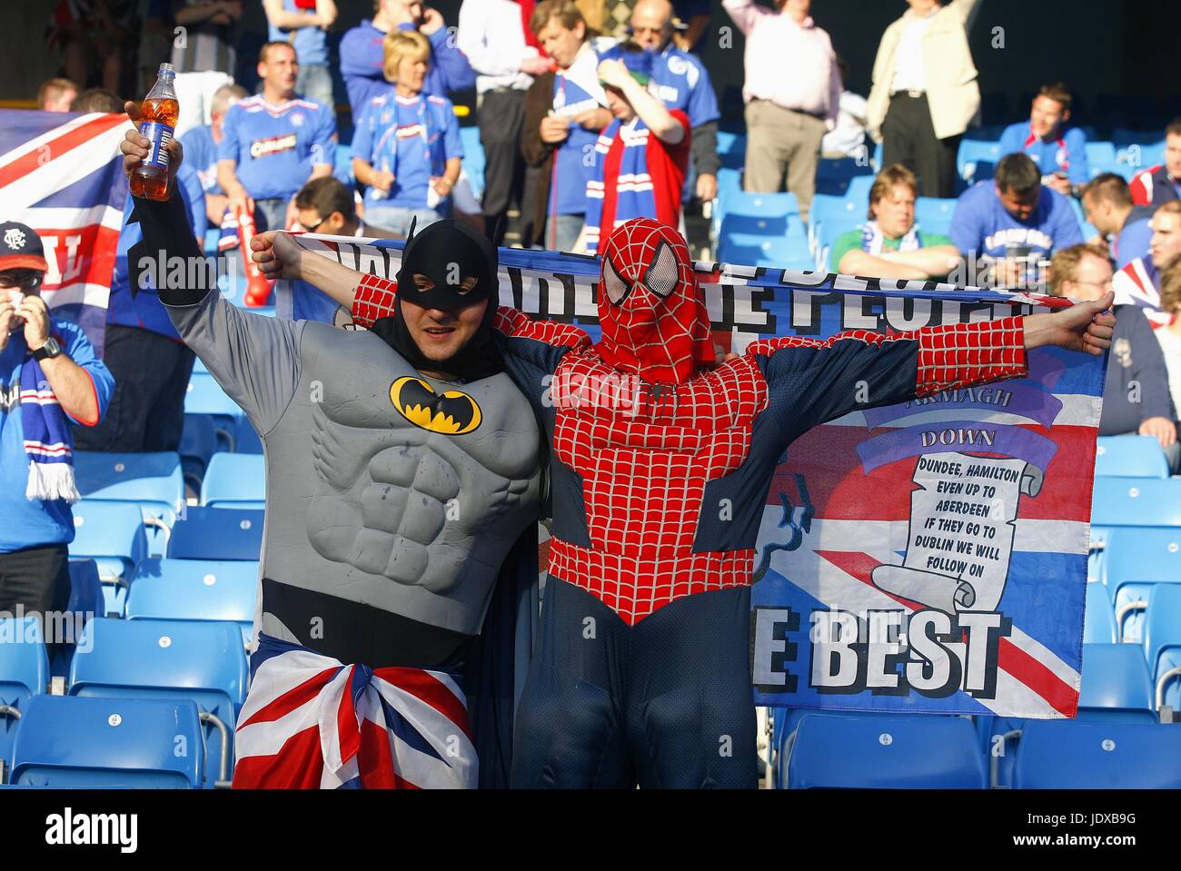 Super fans hi-res stock photography and images - Alamy