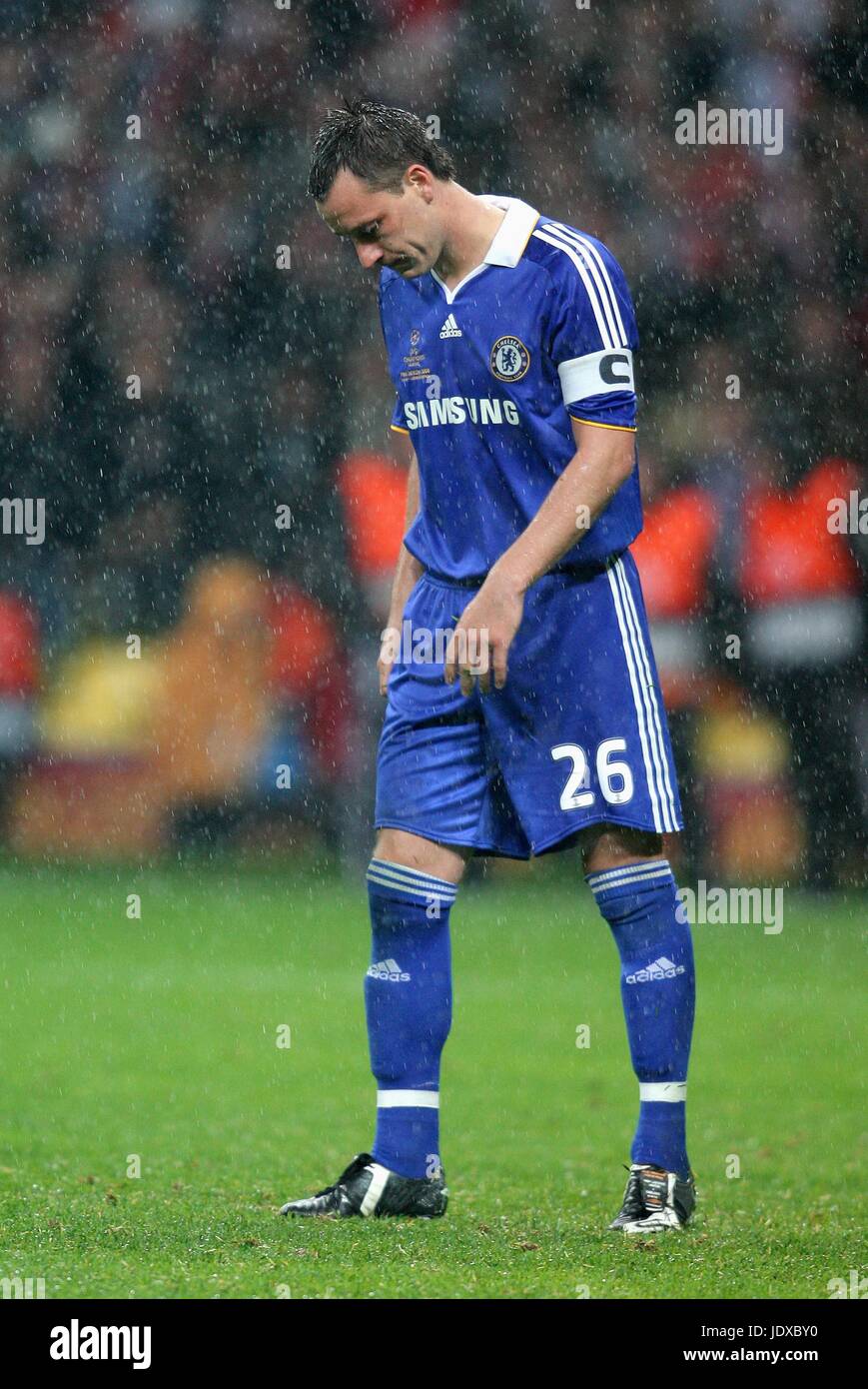 JOHN TERRY MISSES FROM SPOT MANCHESTER UNITED V CHELSEA LUZHNIKI ...