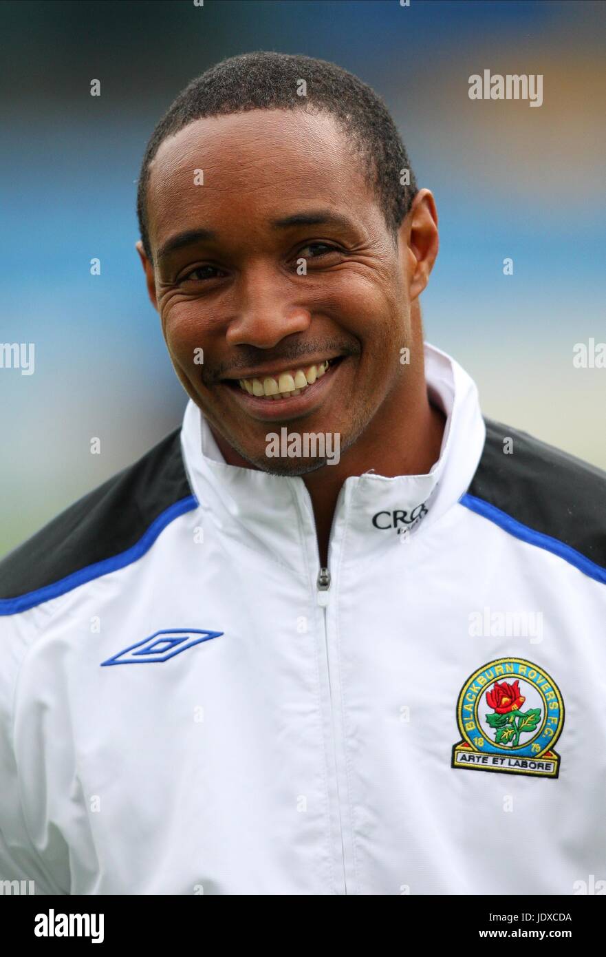 PAUL INCE BLACKBURN ROVERS MANAGER MOSS ROSE STADIUM MACCLESFIELD ...