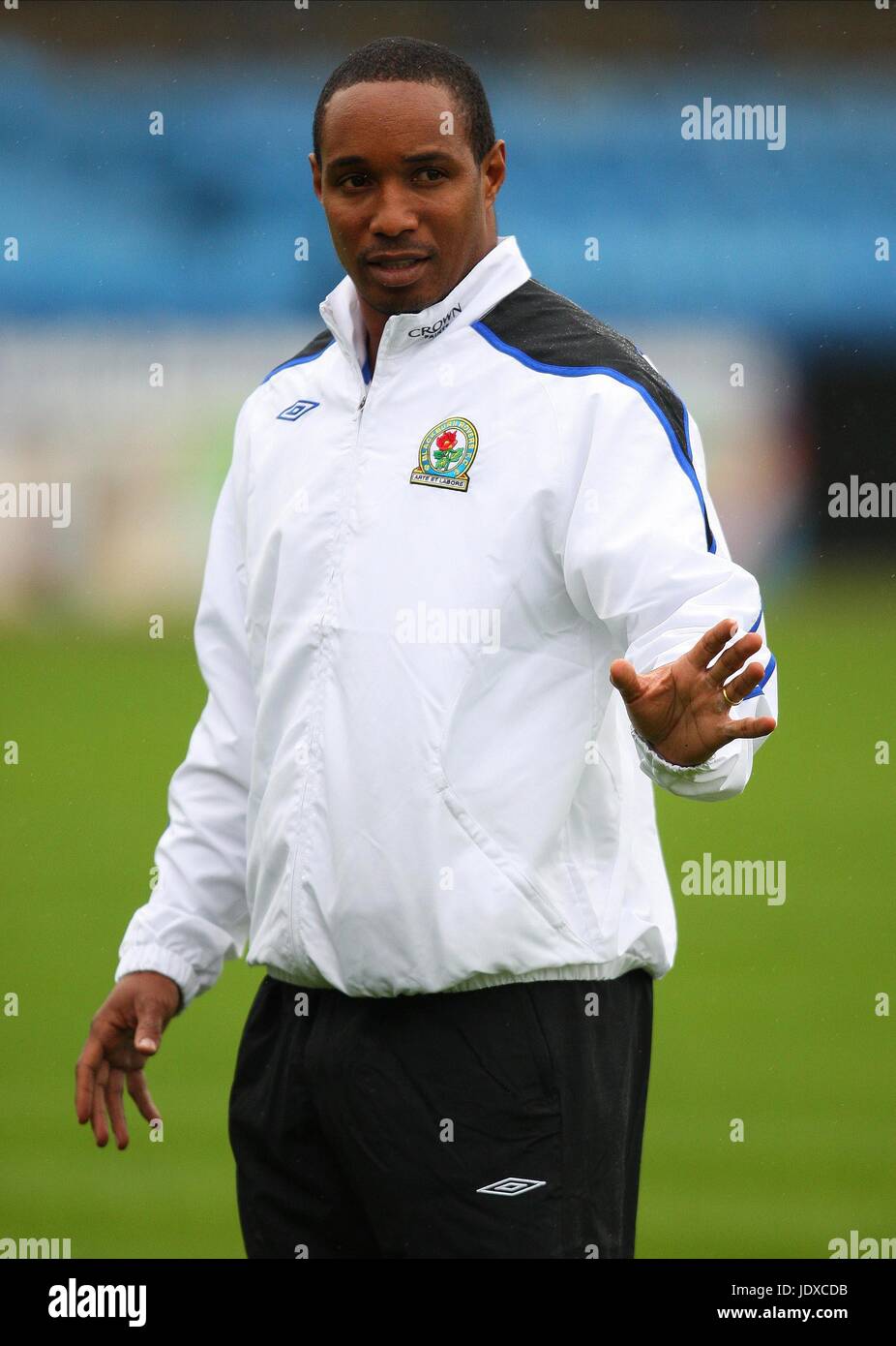 PAUL INCE BLACKBURN ROVERS MANAGER MOSS ROSE STADIUM MACCLESFIELD ...
