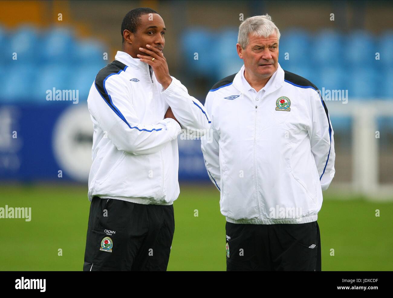 PAUL INCE & ARCHIE KNOX BLACKBURN ROVERS FC MOSS ROSE STADIUM ...