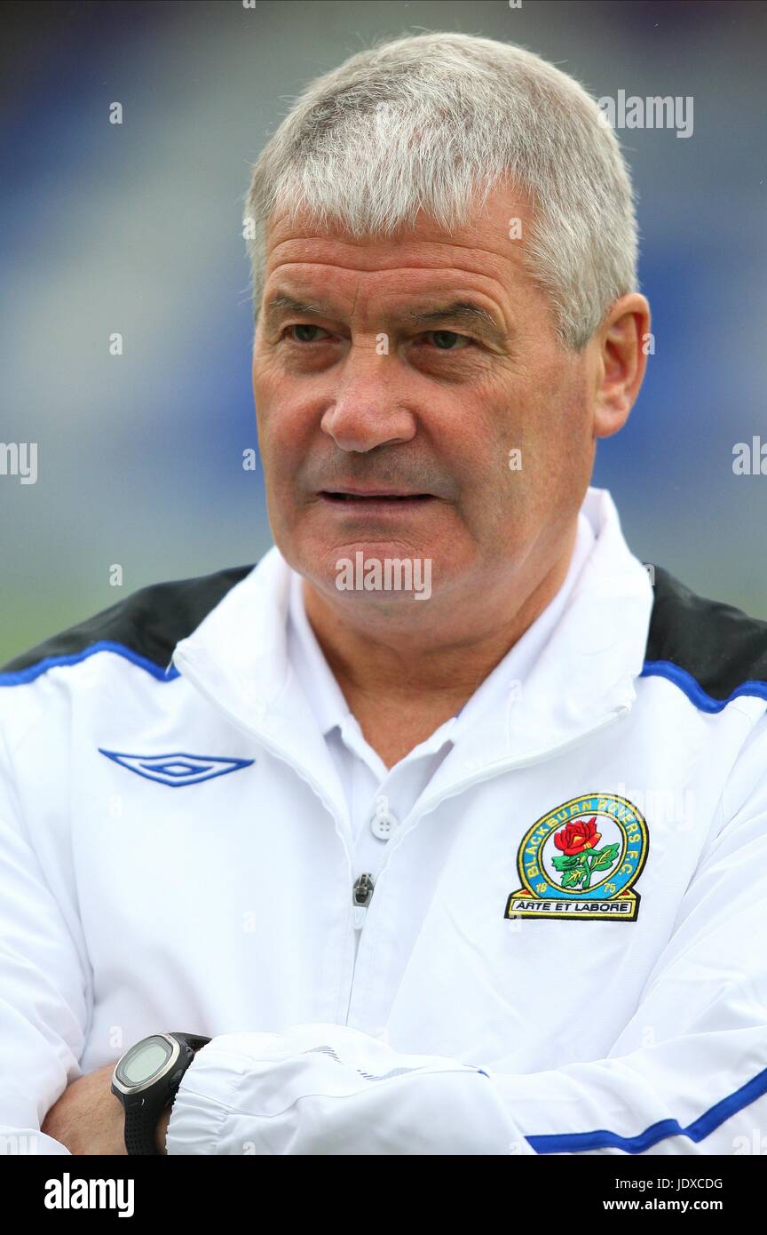 ARCHIE KNOX BLACKBURN ROVERS ASSISTANT MAN MOSS ROSE STADIUM ...