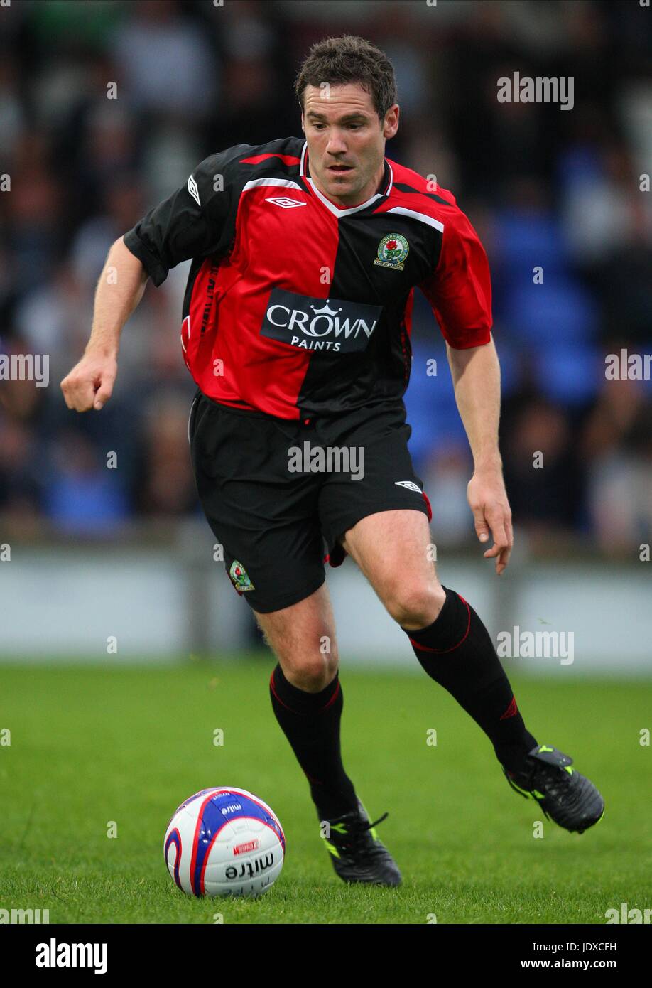 DAVID DUNN BLACKBURN ROVERS FC MOSS ROSE STADIUM MACCLESFIELD ENGLAND ...