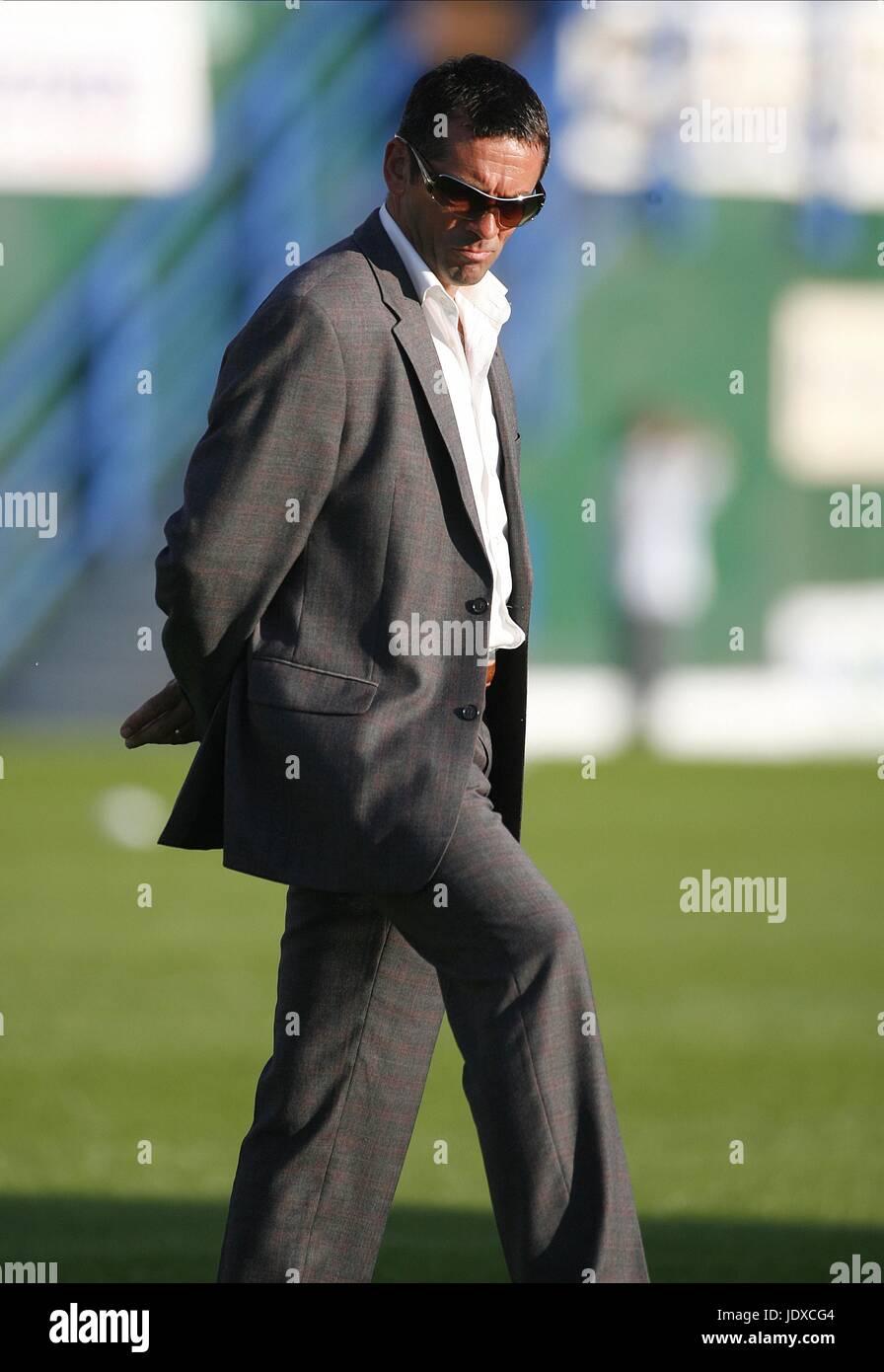 PHIL BROWN HULL CITY FC MANAGER SALTERGATE CHESTERFIELD ENGLAND 22 July ...