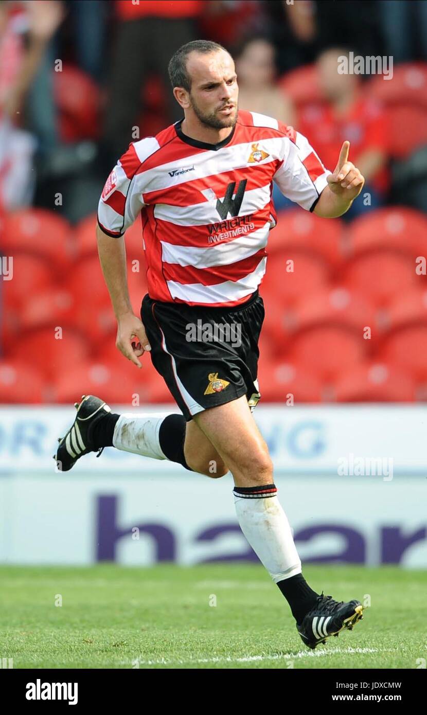 STUART ELLIOTT SCORES DONCASTER V NEWCASTLE KEEPMOAT STADIUM DONCASTER ...