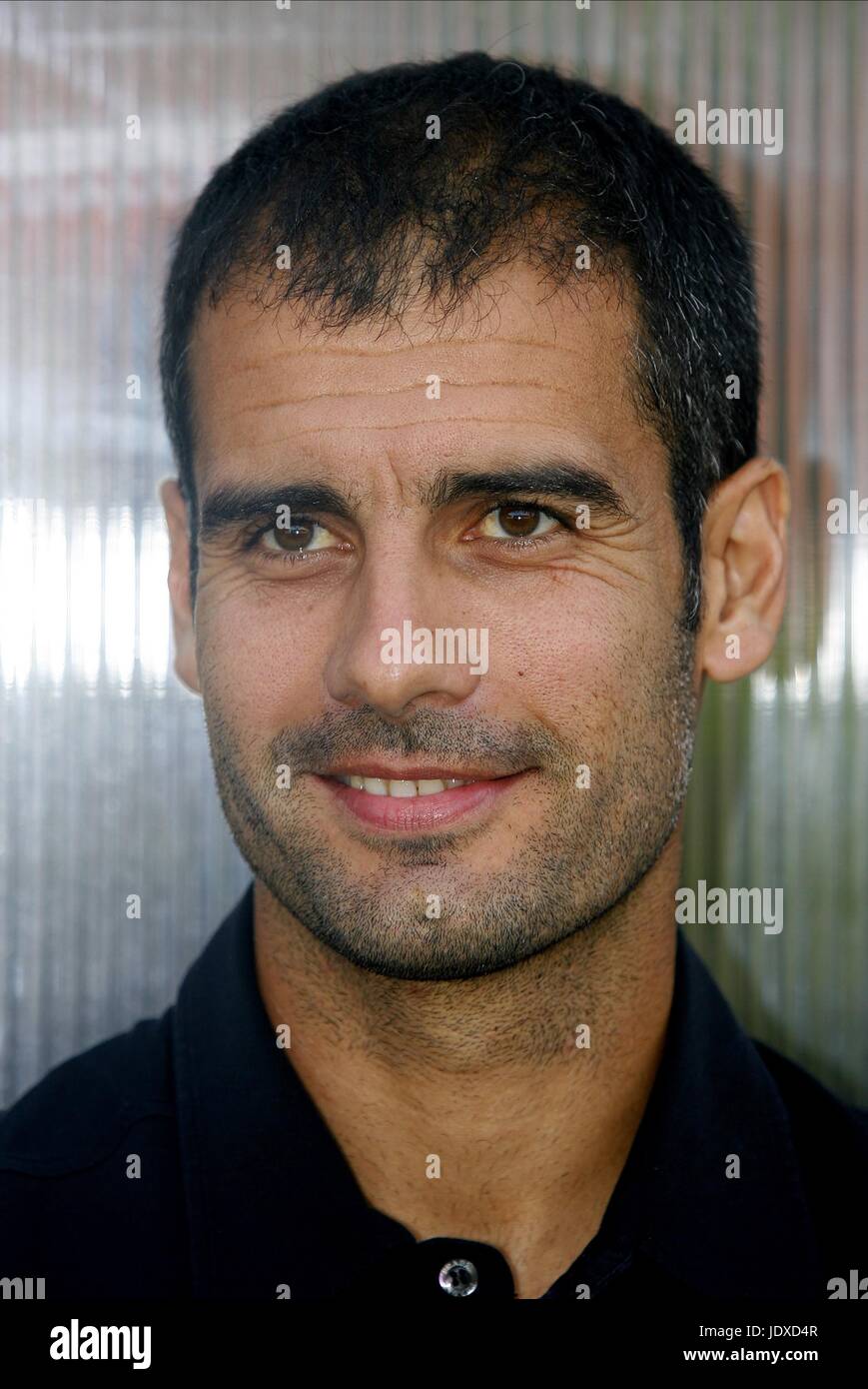 Pep guardiola fc barcelona hi-res stock photography and images - Alamy
