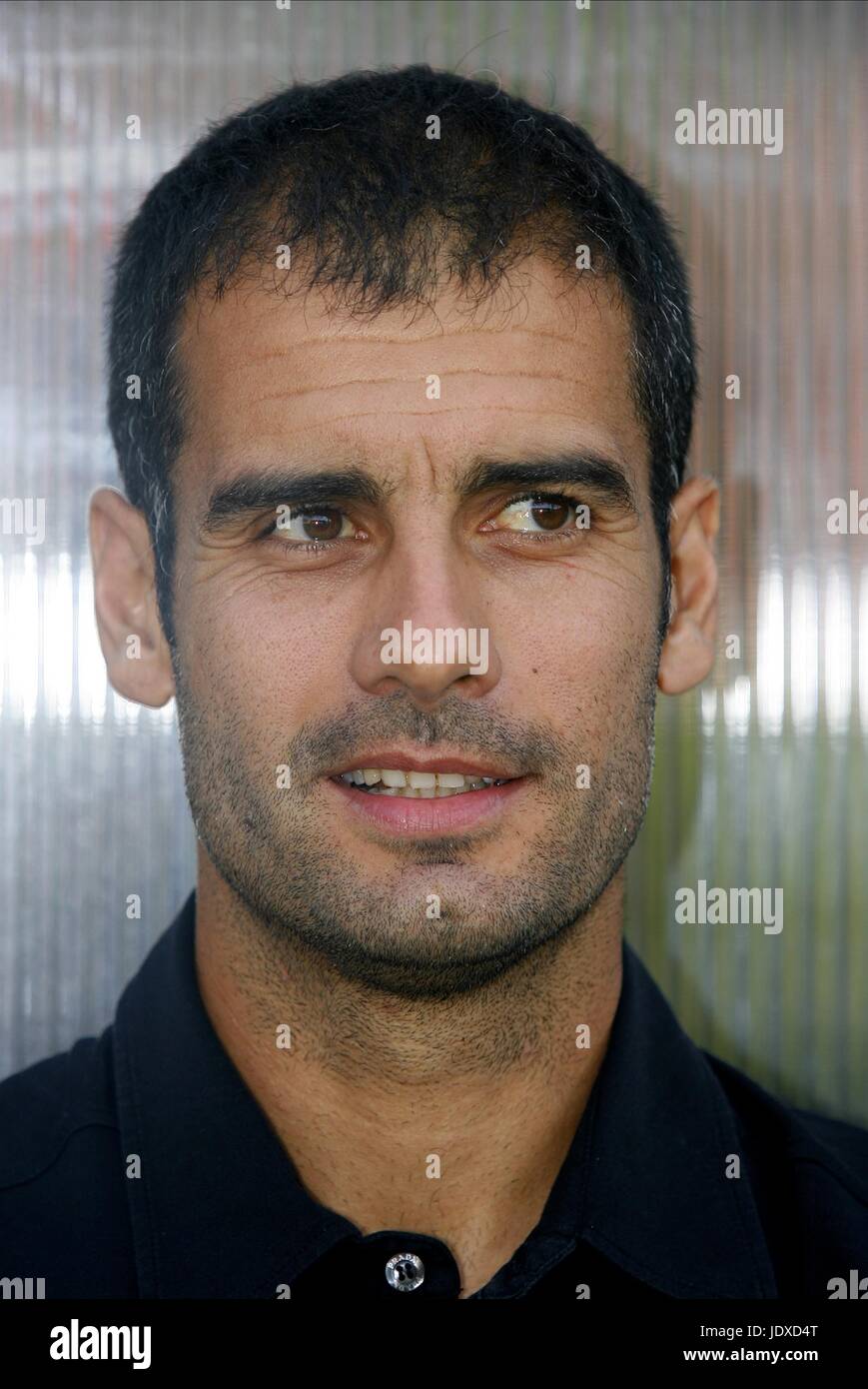Pep guardiola fc barcelona hi-res stock photography and images - Alamy