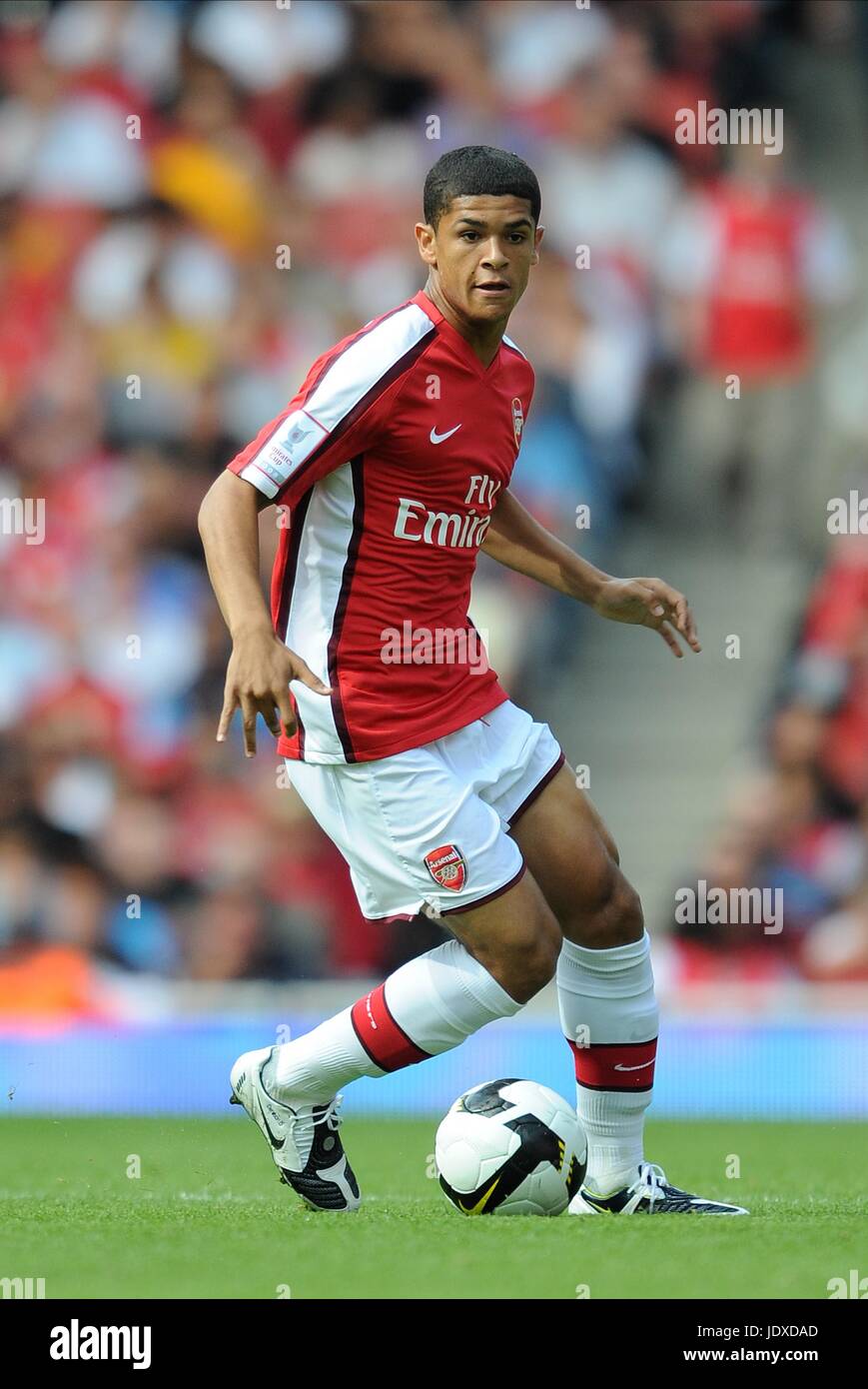 Arsenal fc emirates stadium hi-res stock photography and images - Alamy