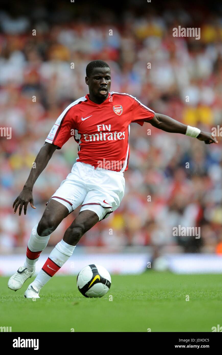 EMMANUEL EBOUE ARSENAL FC EMIRATES STADIUM LONDON ENGLAND 02 August ...