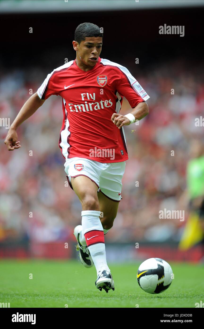 Arsenal fc emirates stadium hi-res stock photography and images - Alamy